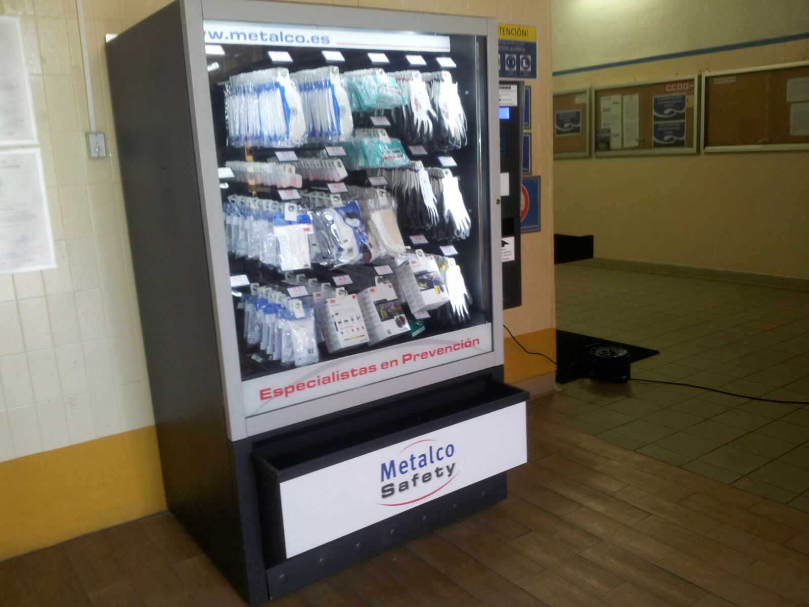 PPE vending machine with hearing protection systems - Gesmatik